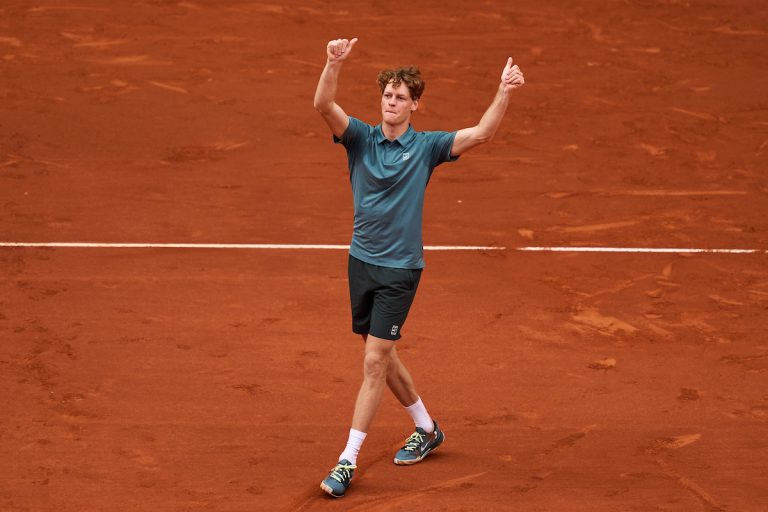 Jannik Sinner adds his name to a list of legends - Mutua Madrid Open